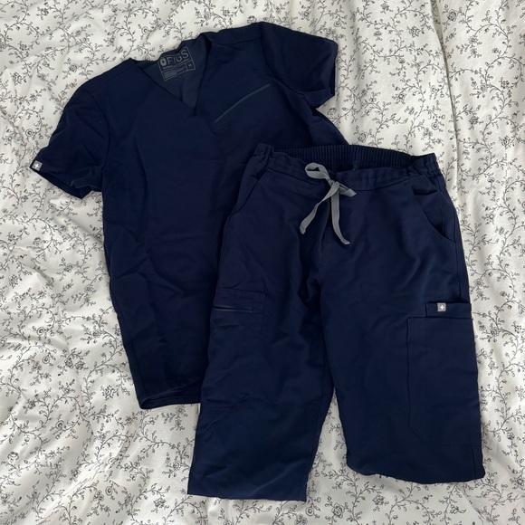 Figs | Tops | Figs Navy Scrub Set Limited Edition | Poshmark